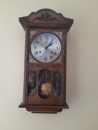 affare:orologio a pendolo anni 80 vintage funziona