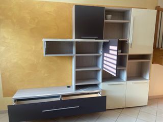 Soggiorno parete attrezzata