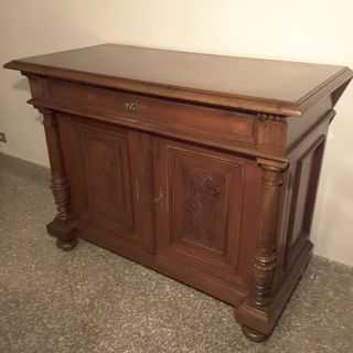 credenza