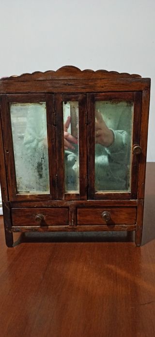 Vetrinetta/Armadietto antica 