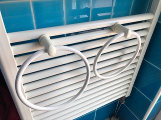 Portasciugamani per scalda salviette