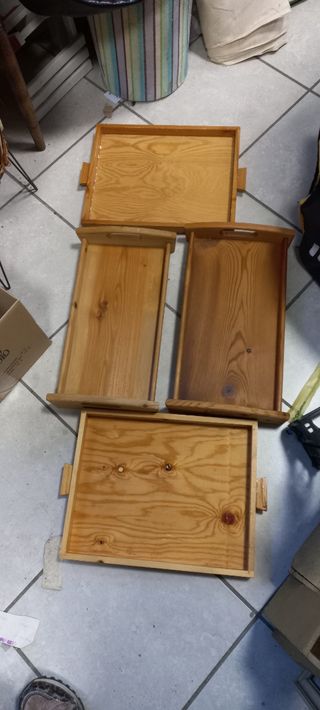 4 vassoi in legno come nuovi euro 5 cad 