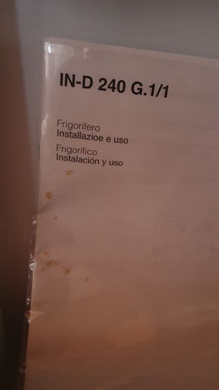 Frigorifero pulito e funzionante