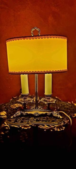 Raffinata lampada lume da tavolo da scrivania