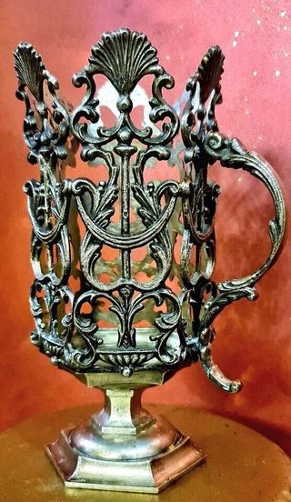 Antico portabottiglie da tavolo