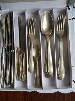 Servizio di posate vintage in alpacca 