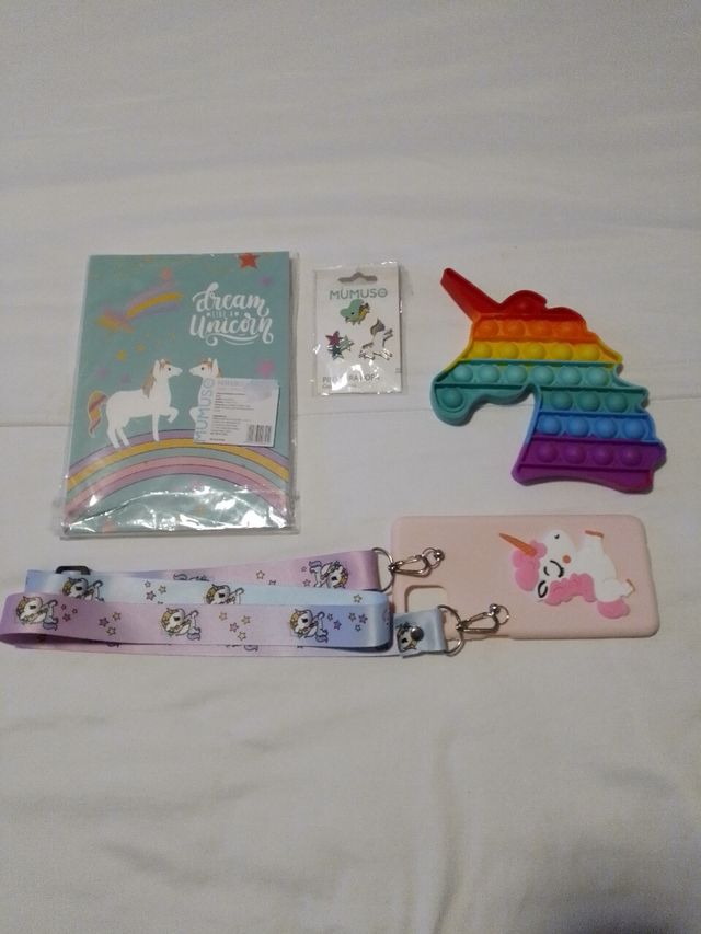Unicornio Kit de productos variados de segunda mano por 30 EUR en ... Unicornio Kit de productos variados de segunda mano por 30 EUR en ...