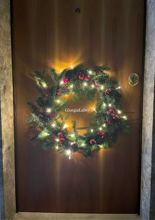 Ghirlanda di Natale fatta a mano