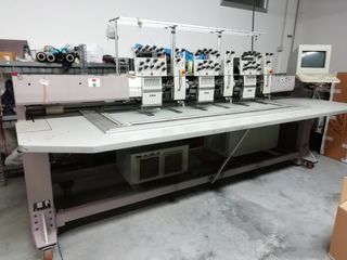 ricamatrice professionale a tre testate 