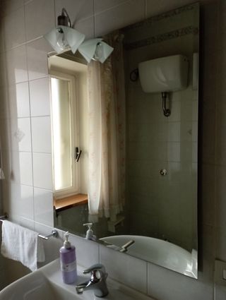 specchio completo di luce per bagno