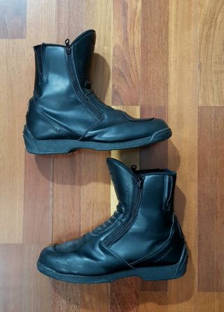 Botas Moto Piel Waterproof Akito modeló Miami 43 de segunda mano por 38 ...