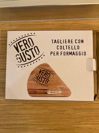 Tagliere con coltello 