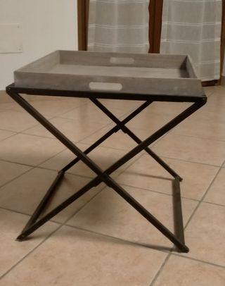 Tavolino vassoio