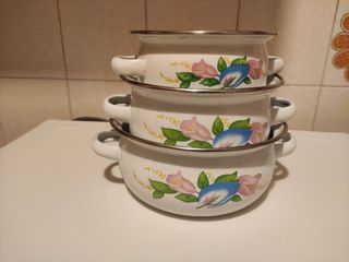 tris NUOVO di pentolini decorati a smalto