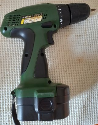 avvitatore funzionante con batteria rotta 