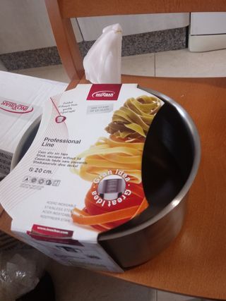 cazo 20 cm . alto . sin tapa . profesional