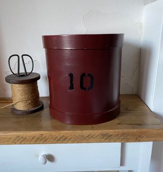 Scatola contenitore costruito a mano vecchio stile