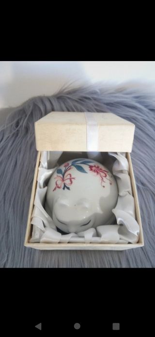 Portagioie in porcellana 