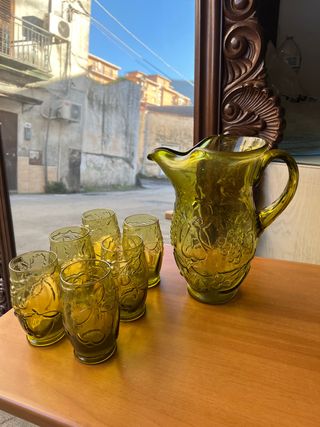 Brocca con 6 bicchieri 