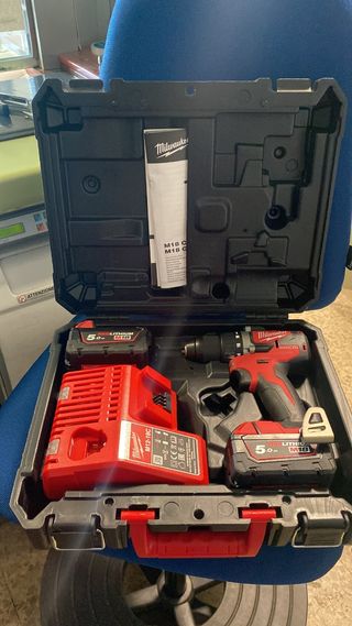 trapano avvitatore Milwaukee M18 CBLDD-502c