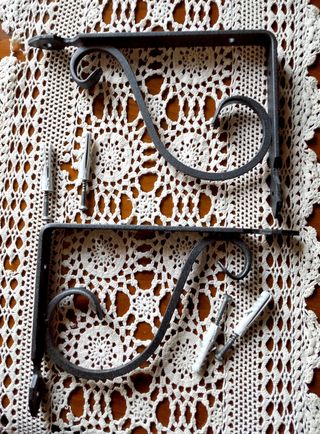 Coppia reggimensole ferro battuto