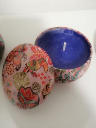 Candela profumata alla fresia