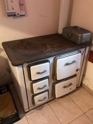 Cucina economica antica