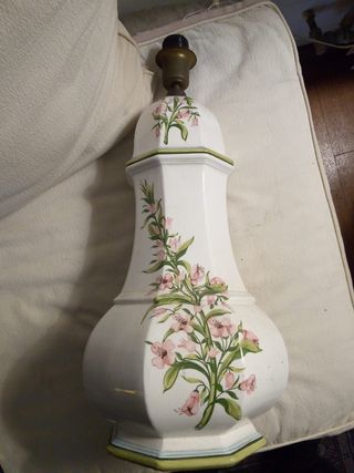 Elegante Lume anni '60 in Porcellana Dipinta