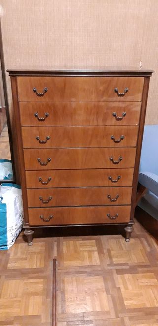 cassettiera settimanale in legno