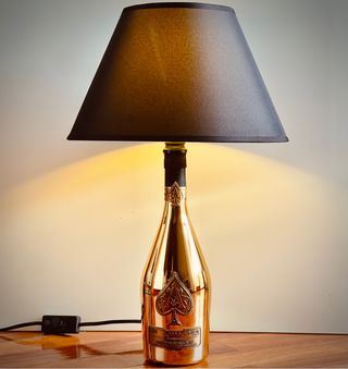 Lampada Armand de Brignac