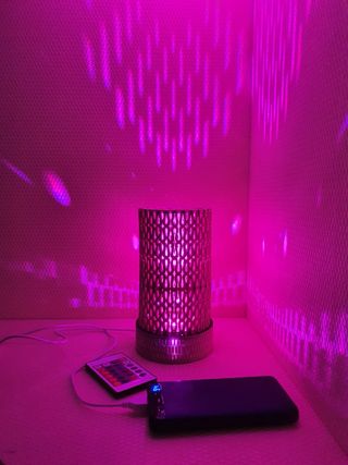 lampada led in legno fatta a mano