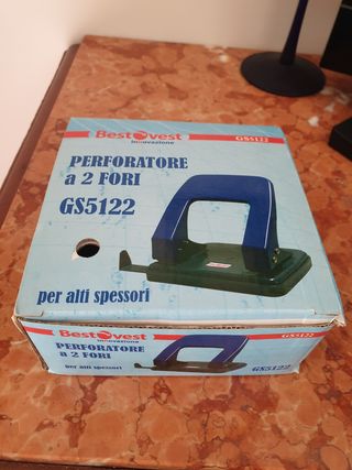 Perforatore a 2 fori
