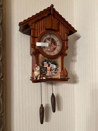 Orologio a cucù in legno