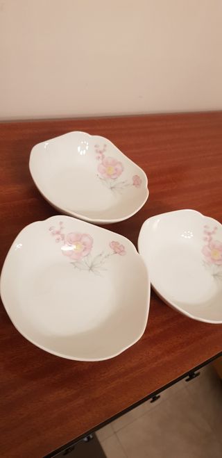 set piattini in porcellana