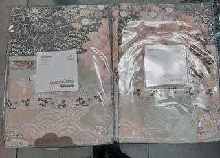 Due Copripiumoni 135 x 200 
in raso satin 