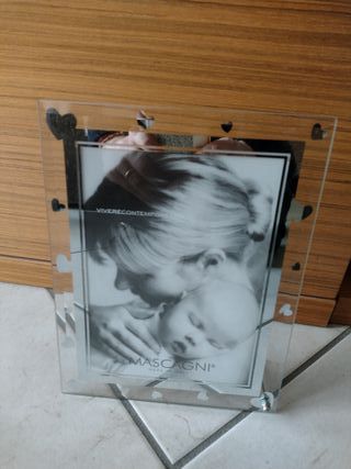 Cornice in vetro con decorazione cuori 