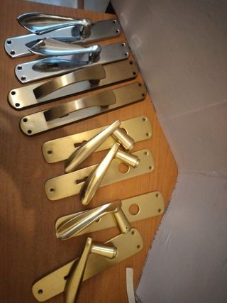 Stock 4 coppie maniglie+5 placche +1 maniglia fin