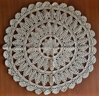 Centrotavola ad uncinetto 