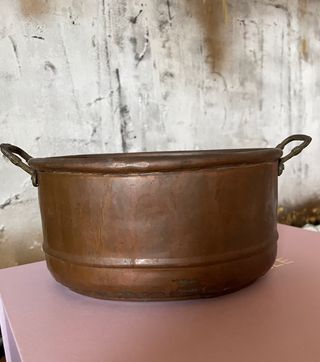 Contenitore in rame da lucidare