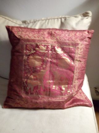 Cuscino Etnico con Elefantini