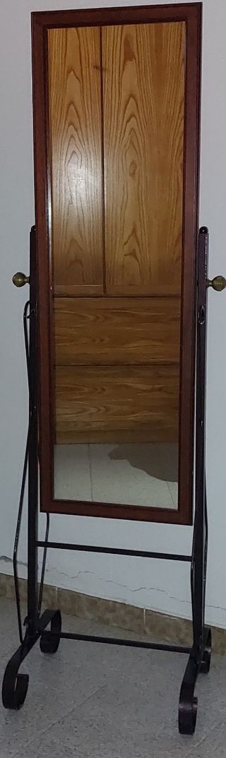 Specchio in ferro battuto