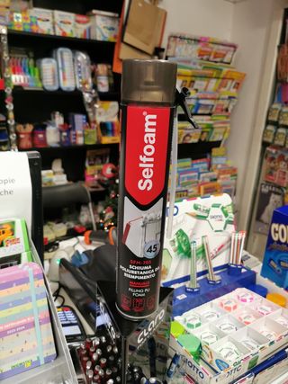 selfoam Schiuma poliuretanica