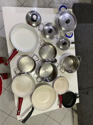Set pentole e padelle con coperchi ottimo stato