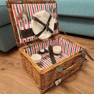 Cestino da pic nic in vimini