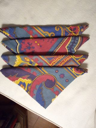 Set Genevieve Lethu. Tovaglia e 4 Tovaglioli