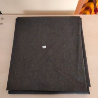 tessuto tipo panno grigio scuro 