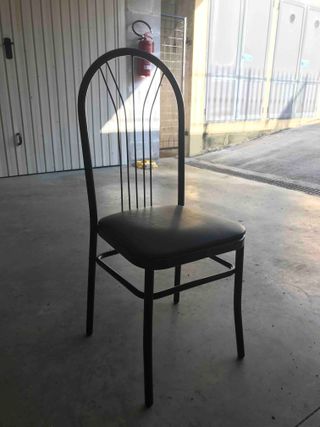 Sedie Nere