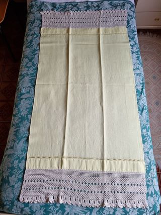 asciugamano fatto a mano all'uncinetto 