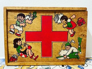 Cassetta pronto soccorso vintage 