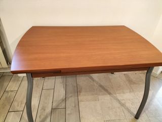 vendo tavolo in legno